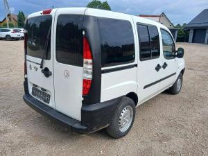 Balts Fiat Doblo 2003 Kelmė, ar dzinēja tilpumu 1.24 L un nobraukumu 185 tūkst. km par 1950 €, foto 6 vietnē AUTOMOTO.COM.LV