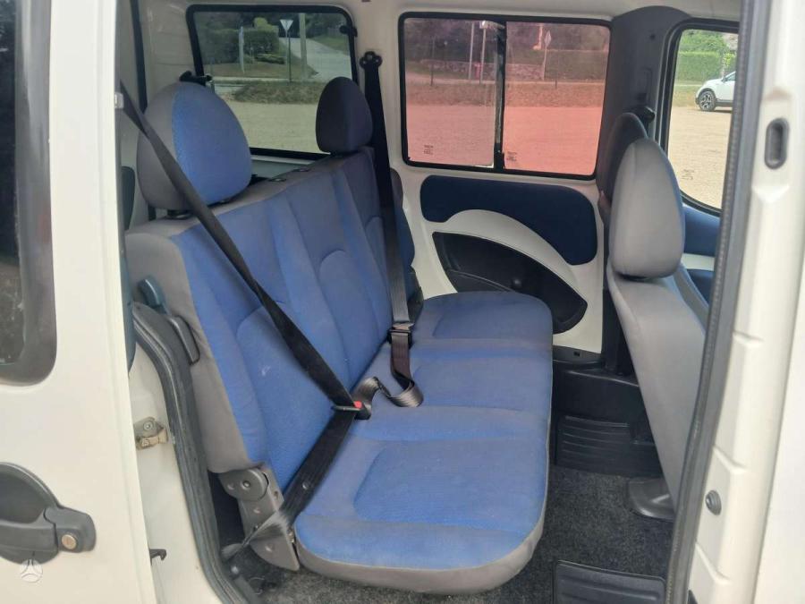 Balts Fiat Doblo 2003 Kelmė, ar dzinēja tilpumu 1.24 L un nobraukumu 185 tūkst. km par 1950 €, foto 11 vietnē AUTOMOTO.COM.LV