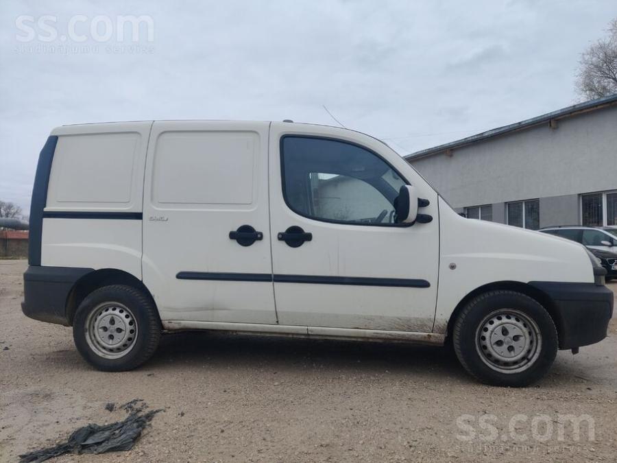 White Fiat Doblo 2003 in Riga, with an engine capacity of 1.90 L and mileage of 155 thousand km for 1500 €, photo 3 on AUTOMOTO.COM.LV