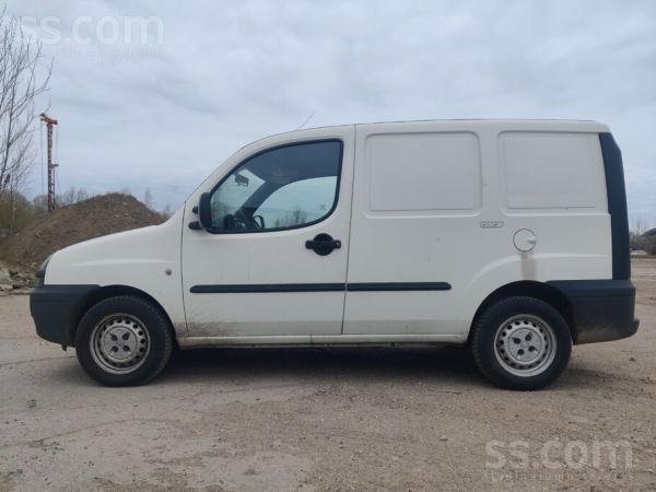 White Fiat Doblo 2003 in Riga, with an engine capacity of 1.90 L and mileage of 155 thousand km for 1500 €, photo 3 on AUTOMOTO.COM.LV