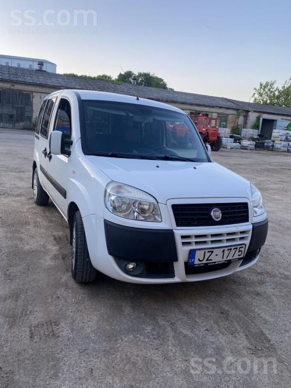 Balts Fiat Doblo 2008 Ludza, ar dzinēja tilpumu 1.40 L un nobraukumu 245 tūkst. km par 2550 €, foto 6 vietnē AUTOMOTO.COM.LV