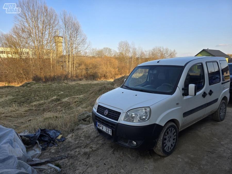 Balts Fiat Doblo 2009 Viļņa, ar dzinēja tilpumu 1.90 L un nobraukumu 2750 tūkst. km par 4000 €, foto 1 vietnē AUTOMOTO.COM.LV