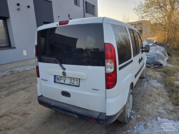 Balts Fiat Doblo 2009 Viļņa, ar dzinēja tilpumu 1.90 L un nobraukumu 2750 tūkst. km par 3900 €, foto 4 vietnē AUTOMOTO.COM.LV