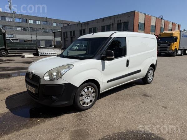 White Fiat Doblo 2013 in Riga, with an engine capacity of 1.60 L and mileage of 299 thousand km for 1750 €, photo 1 on AUTOMOTO.COM.LV