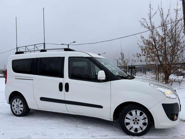 Balts Fiat Doblo 2013 Kauņa, ar dzinēja tilpumu 1.60 L un nobraukumu 342 tūkst. km par 3350 €, foto 2 vietnē AUTOMOTO.COM.LV
