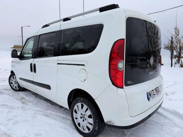 Balts Fiat Doblo 2013 Kauņa, ar dzinēja tilpumu 1.60 L un nobraukumu 342 tūkst. km par 3350 €, foto 10 vietnē AUTOMOTO.COM.LV