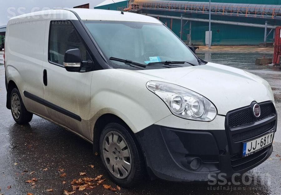White Fiat Doblo 2013 in Riga, with an engine capacity of 1.30 L and mileage of 295 thousand km for 3000 €, photo 1 on AUTOMOTO.COM.LV