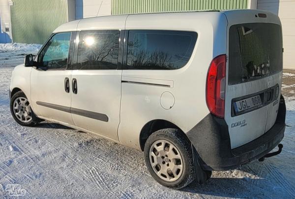 White Fiat Doblo 2016 in Panevezys, with an engine capacity of 1.60 L and mileage of 135 thousand km for 9000 €, photo 2 on AUTOMOTO.COM.LV