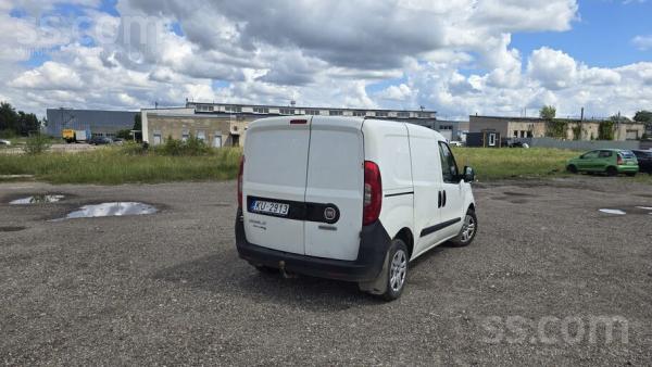 Balts Fiat Doblo 2017 Rīga, ar dzinēja tilpumu 1.30 L un nobraukumu 178 tūkst. km par 5900 €, foto 5 vietnē AUTOMOTO.COM.LV