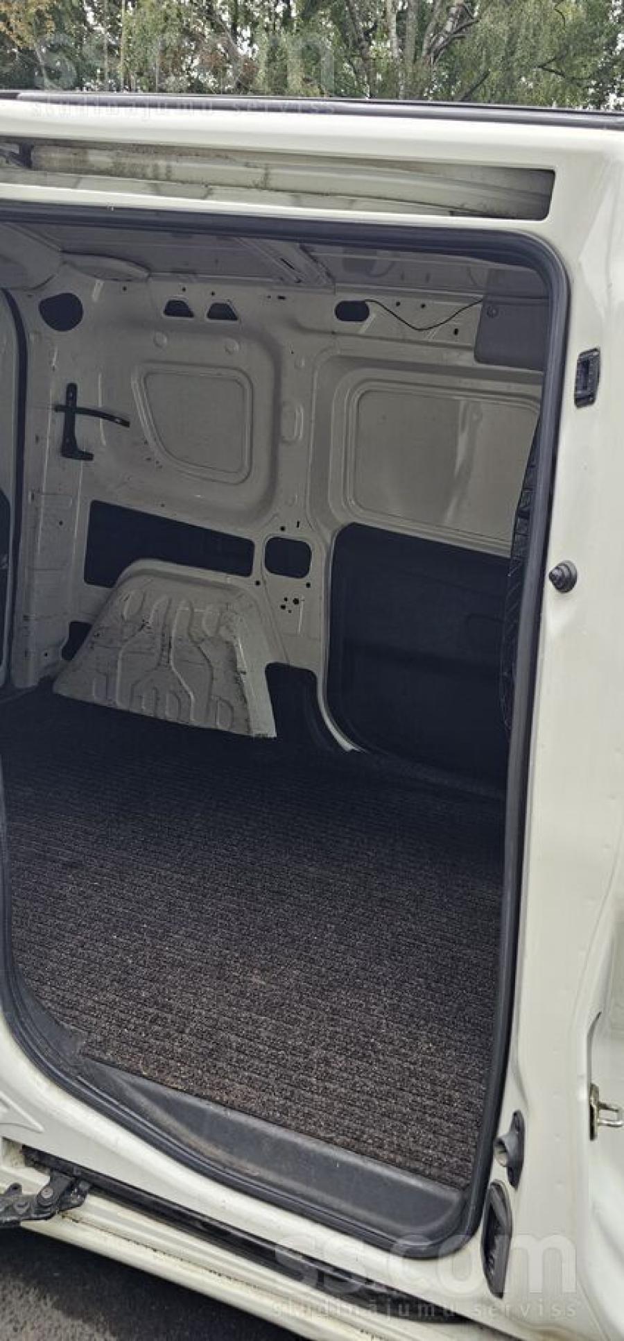 Balts Fiat Doblo 2018 Rīga, ar dzinēja tilpumu 1.30 L un nobraukumu 242 tūkst. km par 5720 €, foto 11 vietnē AUTOMOTO.COM.LV