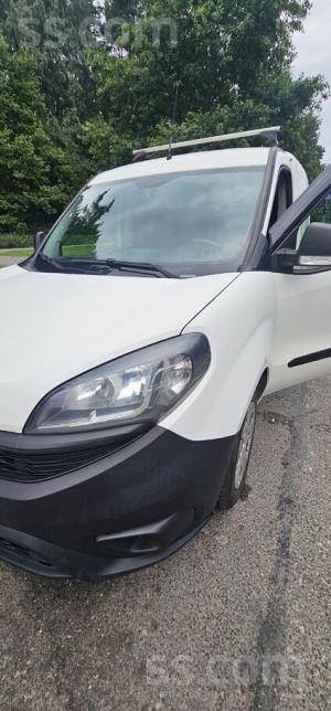 Balts Fiat Doblo 2018 Rīga, ar dzinēja tilpumu 1.30 L un nobraukumu 242 tūkst. km par 5720 €, foto 15 vietnē AUTOMOTO.COM.LV