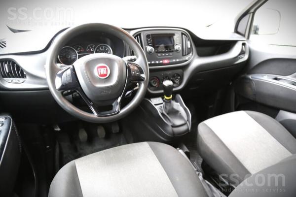 Balts Fiat Doblo 2020 Rīga, ar dzinēja tilpumu 1.30 L un nobraukumu 268 tūkst. km par 9995 €, foto 4 vietnē AUTOMOTO.COM.LV