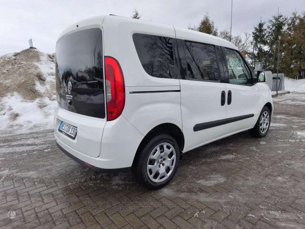 Balts Fiat Doblo 2020 Tauragė, ar dzinēja tilpumu 1.60 L un nobraukumu 176 tūkst. km par 6800 €, foto 6 vietnē AUTOMOTO.COM.LV