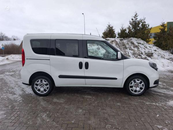 Balts Fiat Doblo 2020 Tauragė, ar dzinēja tilpumu 1.60 L un nobraukumu 176 tūkst. km par 6800 €, foto 11 vietnē AUTOMOTO.COM.LV
