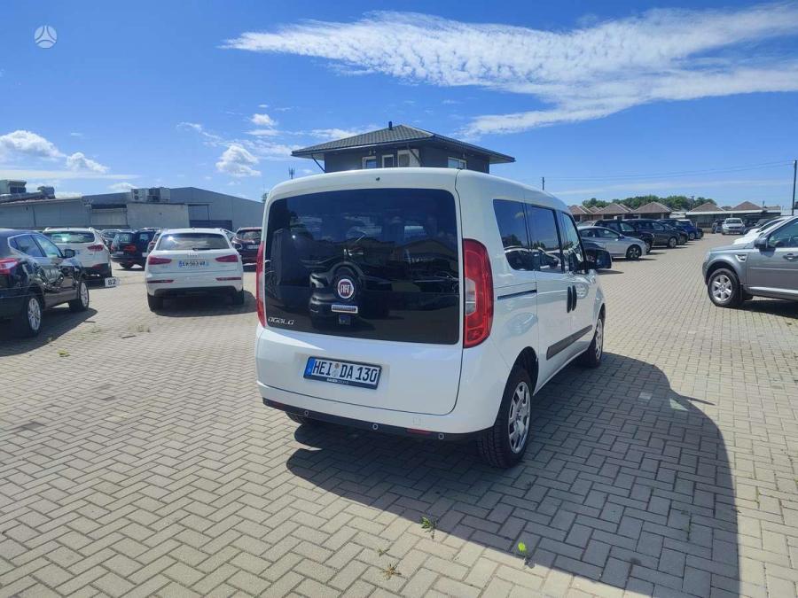 Balts Fiat Doblo 2020 Tauragė, ar dzinēja tilpumu 1.60 L un nobraukumu 176 tūkst. km par 5900 €, foto 8 vietnē AUTOMOTO.COM.LV