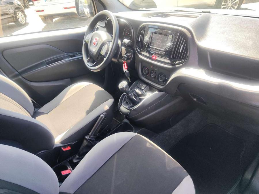 Balts Fiat Doblo 2020 Tauragė, ar dzinēja tilpumu 1.60 L un nobraukumu 176 tūkst. km par 5900 €, foto 14 vietnē AUTOMOTO.COM.LV