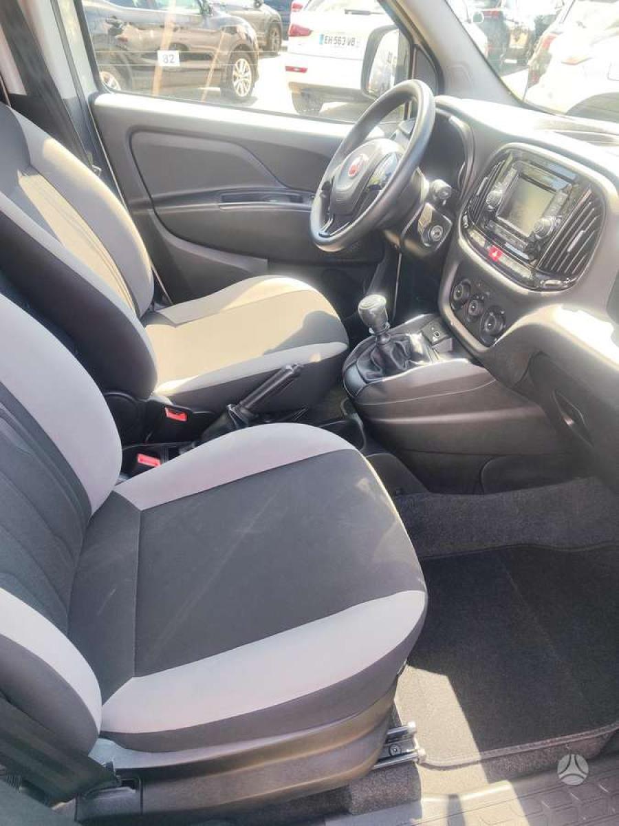 Balts Fiat Doblo 2020 Tauragė, ar dzinēja tilpumu 1.60 L un nobraukumu 176 tūkst. km par 5900 €, foto 15 vietnē AUTOMOTO.COM.LV