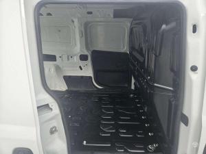 Balts Fiat Doblo 2021 Viļņa, ar dzinēja tilpumu 1.60 L un nobraukumu 143 tūkst. km par 6990 €, foto 16 vietnē AUTOMOTO.COM.LV