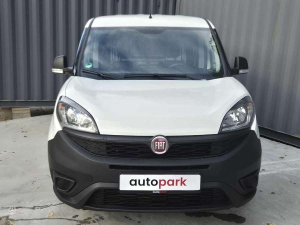Balts Fiat Doblo 2022 Viļņa, ar dzinēja tilpumu 1.60 L un nobraukumu 143 tūkst. km par 8900 €, foto 2 vietnē AUTOMOTO.COM.LV