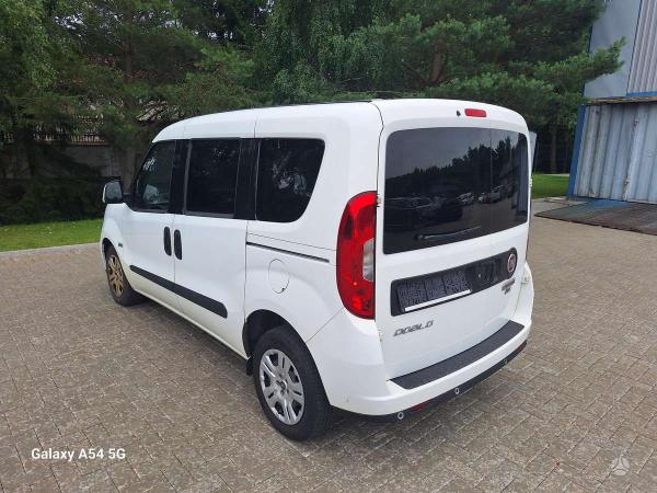 Balts Fiat Doblo 2022 Kauņa, ar dzinēja tilpumu 1.60 L un nobraukumu 92 tūkst. km par 11300 €, foto 5 vietnē AUTOMOTO.COM.LV