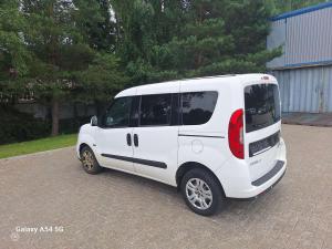Balts Fiat Doblo 2022 Kauņa, ar dzinēja tilpumu 1.60 L un nobraukumu 92 tūkst. km par 11300 €, foto 5 vietnē AUTOMOTO.COM.LV