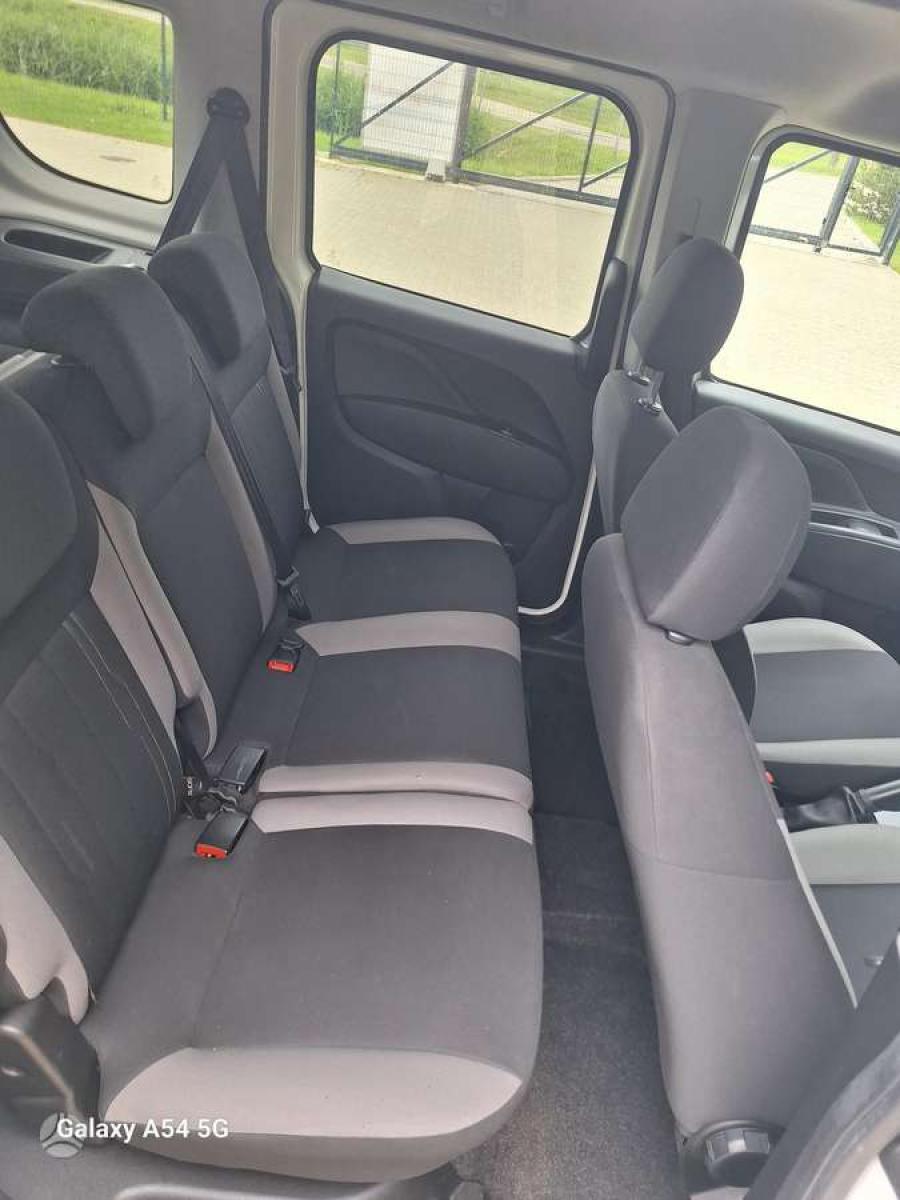 Balts Fiat Doblo 2022 Kauņa, ar dzinēja tilpumu 1.60 L un nobraukumu 92 tūkst. km par 11300 €, foto 13 vietnē AUTOMOTO.COM.LV