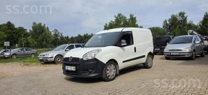 White Fiat Doblo 2011 in Valmiera, with an engine capacity of 1.60 L and mileage of 285 thousand km for 2250 €, photo 7 on AUTOMOTO.COM.LV