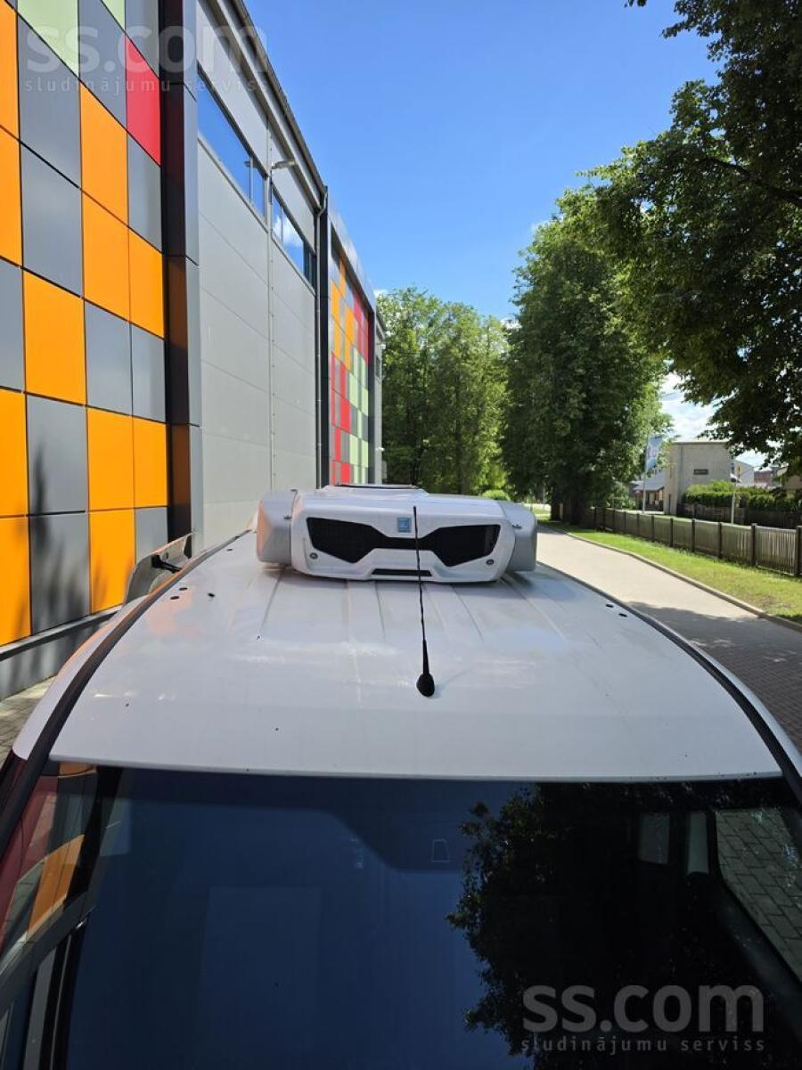 Balts Fiat Doblo 2018 Bauska, ar dzinēja tilpumu 1.60 L un nobraukumu 321 tūkst. km par 12000 €, foto 5 vietnē AUTOMOTO.COM.LV