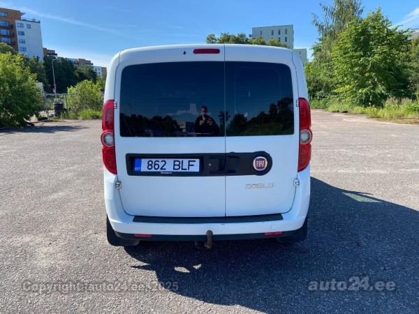 Balts Fiat Doblo 2014 Tallina, ar dzinēja tilpumu 1.20 L un nobraukumu 135 tūkst. km par 4000 €, foto 5 vietnē AUTOMOTO.COM.LV