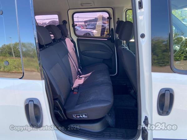 White Fiat Doblo 2014 in Tallinn, with an engine capacity of 1.20 L and mileage of 135 thousand km for 4000 €, photo 11 on AUTOMOTO.COM.LV