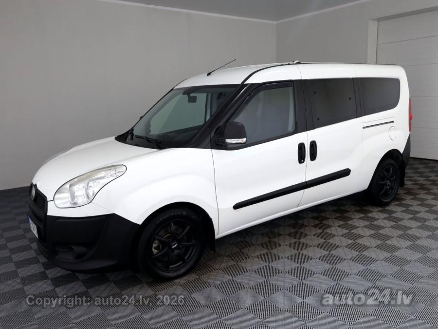 White Fiat Doblo 2014 in Tallinn, with an engine capacity of 1.60 L and mileage of 296 thousand km for 2999 €, photo 2 on AUTOMOTO.COM.LV