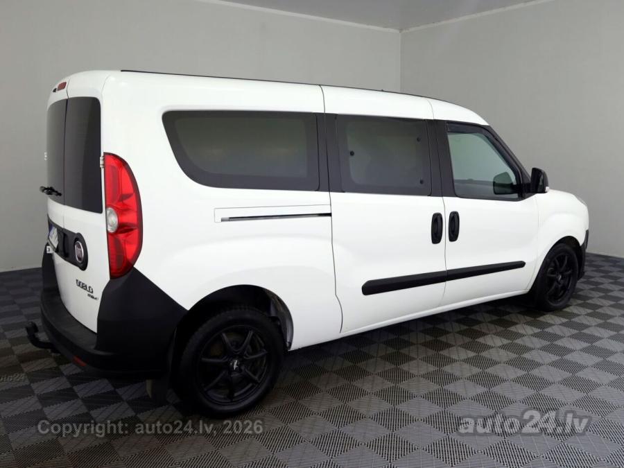 White Fiat Doblo 2014 in Tallinn, with an engine capacity of 1.60 L and mileage of 296 thousand km for 2999 €, photo 3 on AUTOMOTO.COM.LV
