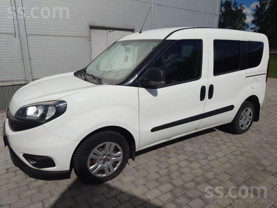 White Fiat Doblo 2020 in Riga, with an engine capacity of 1.30 L and mileage of 236 thousand km for 6700 €, photo 1 on AUTOMOTO.COM.LV