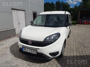 White Fiat Doblo 2020 in Riga, with an engine capacity of 1.30 L and mileage of 236 thousand km for 6700 €, photo 3 on AUTOMOTO.COM.LV