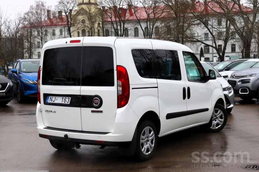 White Fiat Doblo 2022 in Riga, with an engine capacity of 1.60 L and mileage of 71 thousand km for 15690 €, photo 25 on AUTOMOTO.COM.LV