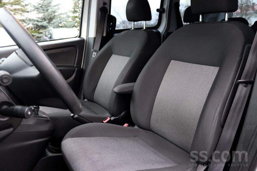 Balts Fiat Doblo 2022 Rīga, ar dzinēja tilpumu 1.60 L un nobraukumu 71 tūkst. km par 12990 €, foto 21 vietnē AUTOMOTO.COM.LV