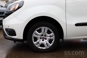 Balts Fiat Doblo 2022 Rīga, ar dzinēja tilpumu 1.60 L un nobraukumu 71 tūkst. km par 12990 €, foto 27 vietnē AUTOMOTO.COM.LV