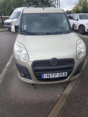 Dzeltens Fiat Doblo 2010 Telšiai, ar dzinēja tilpumu 1.25 L un nobraukumu 186 tūkst. km par 2800 €, foto  vietnē AUTOMOTO.COM.LV