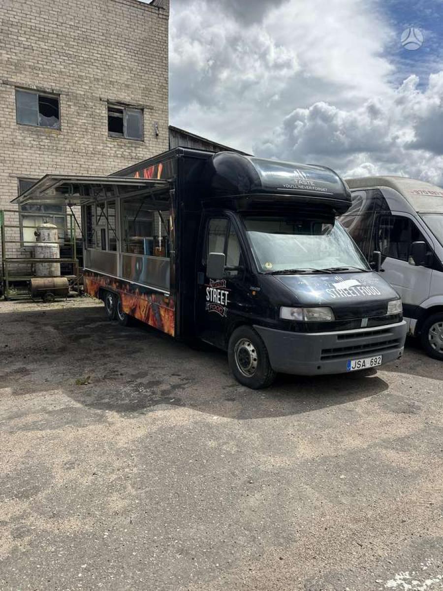 Melns Fiat Ducato 1998 Kauņa, ar dzinēja tilpumu 2.80 L un nobraukumu 300 tūkst. km par 4999 €, foto 1 vietnē AUTOMOTO.COM.LV