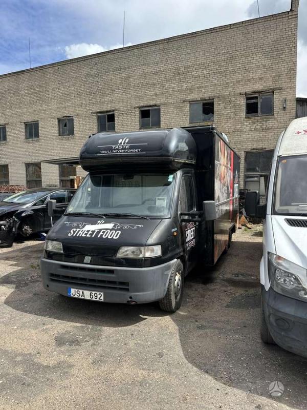 Black Fiat Ducato 1998 in Kaunas, with an engine capacity of 2.80 L and mileage of 300 thousand km for 4999 €, photo 2 on AUTOMOTO.COM.LV