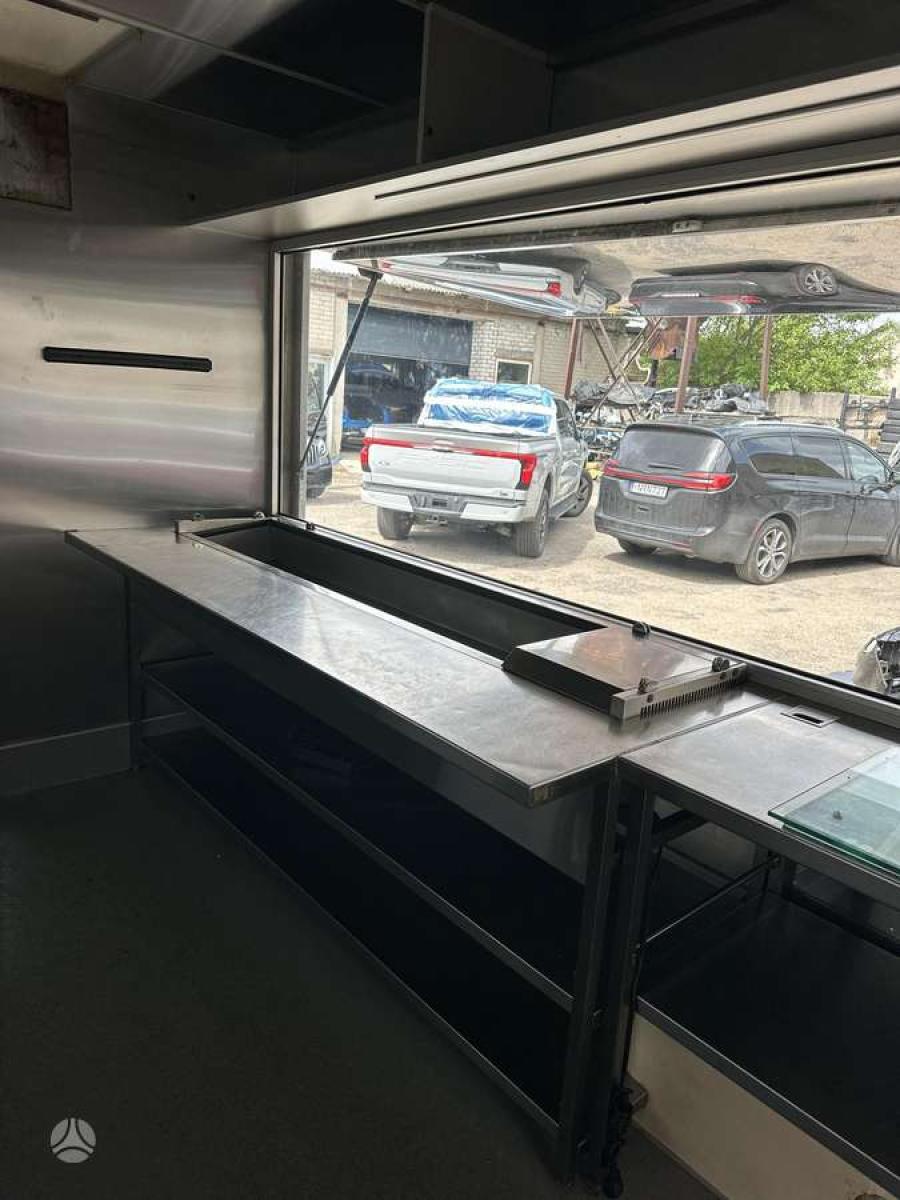 Melns Fiat Ducato 1998 Kauņa, ar dzinēja tilpumu 2.80 L un nobraukumu 300 tūkst. km par 4999 €, foto 5 vietnē AUTOMOTO.COM.LV