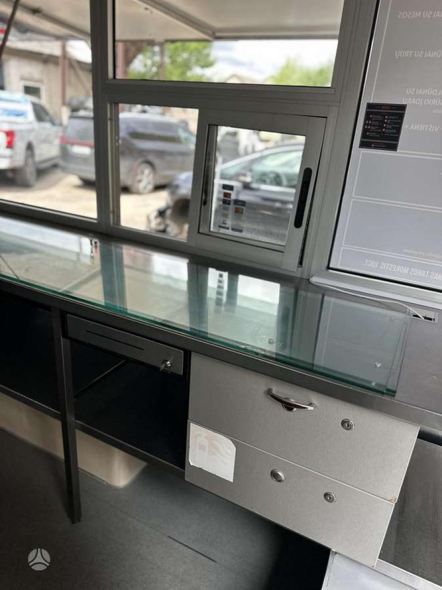 Melns Fiat Ducato 1998 Kauņa, ar dzinēja tilpumu 2.80 L un nobraukumu 300 tūkst. km par 4999 €, foto 10 vietnē AUTOMOTO.COM.LV