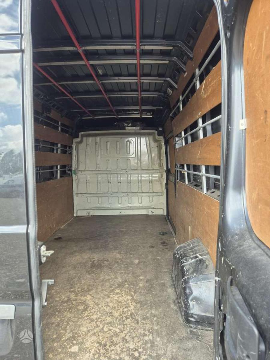 Black Fiat Ducato 2015 in Kaunas, with an engine capacity of 2.30 L and mileage of 199 thousand km for 4770 €, photo 11 on AUTOMOTO.COM.LV