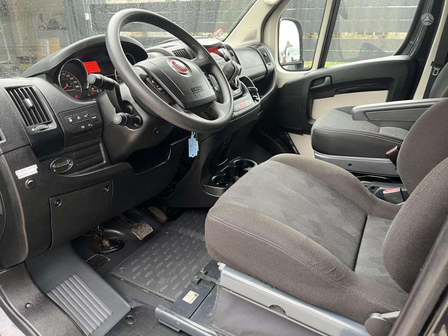 Black Fiat Ducato 2015 in Taurage, with an engine capacity of 2.30 L and mileage of 149 thousand km for 10500 €, photo 16 on AUTOMOTO.COM.LV