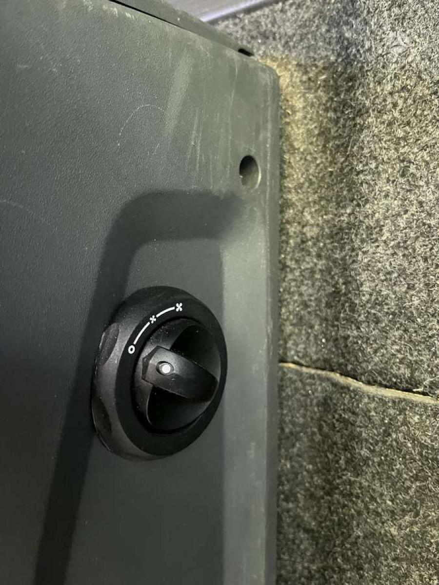 Black Fiat Ducato 2018 in Taurage, with an engine capacity of 2.30 L and mileage of 154 thousand km for 15990 €, photo 14 on AUTOMOTO.COM.LV