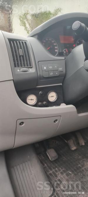 Black Fiat Ducato 2007 in Ogre, with an engine capacity of 2.30 L and mileage of 999 thousand km for 2500 €, photo 8 on AUTOMOTO.COM.LV