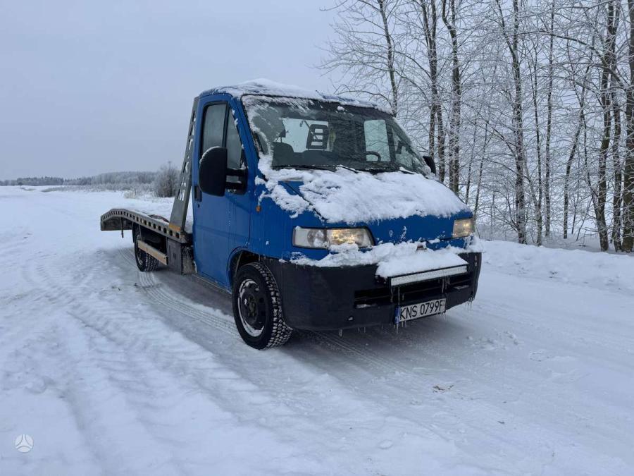 Blue Fiat Ducato 2000 in Moletai, with an engine capacity of 2.80 L and mileage of 299 thousand km for 3750 €, photo 3 on AUTOMOTO.COM.LV