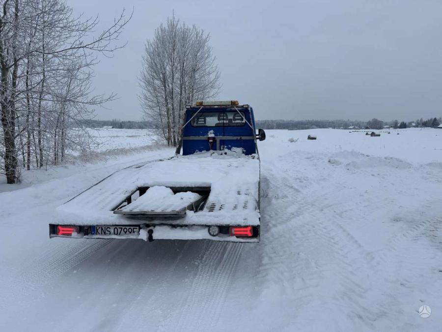 Blue Fiat Ducato 2000 in Moletai, with an engine capacity of 2.80 L and mileage of 299 thousand km for 3750 €, photo 7 on AUTOMOTO.COM.LV