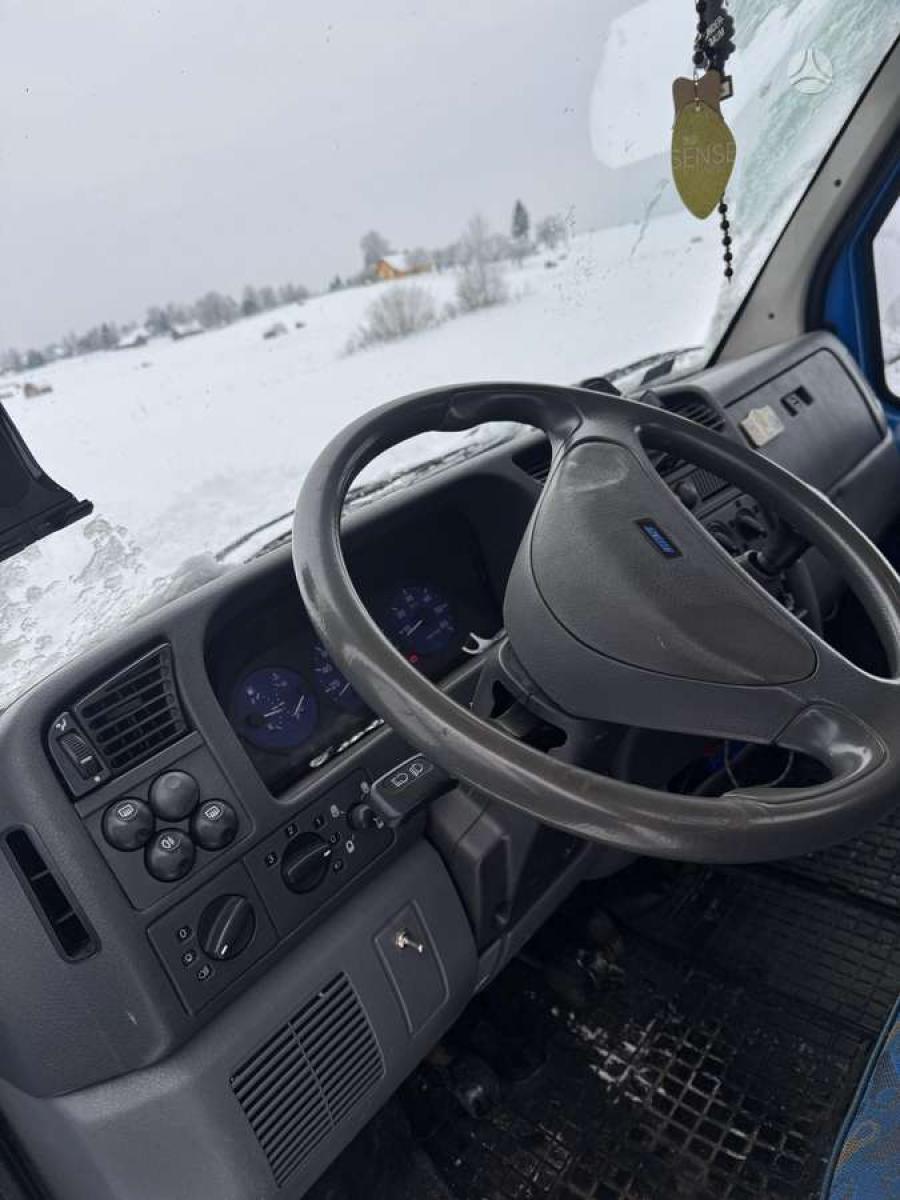 Blue Fiat Ducato 2000 in Moletai, with an engine capacity of 2.80 L and mileage of 299 thousand km for 3750 €, photo 10 on AUTOMOTO.COM.LV