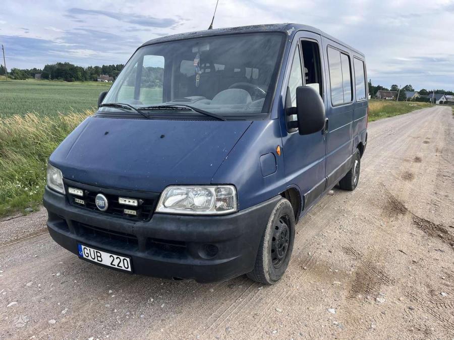 Zils Fiat Ducato 2005 Pasvalys, ar dzinēja tilpumu 2.80 L un nobraukumu 372 tūkst. km par 2999 €, foto 1 vietnē AUTOMOTO.COM.LV